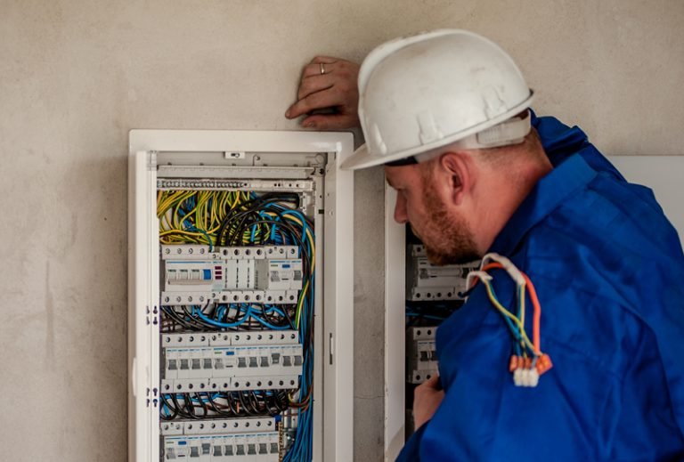 Electrician - Portfolio Designer